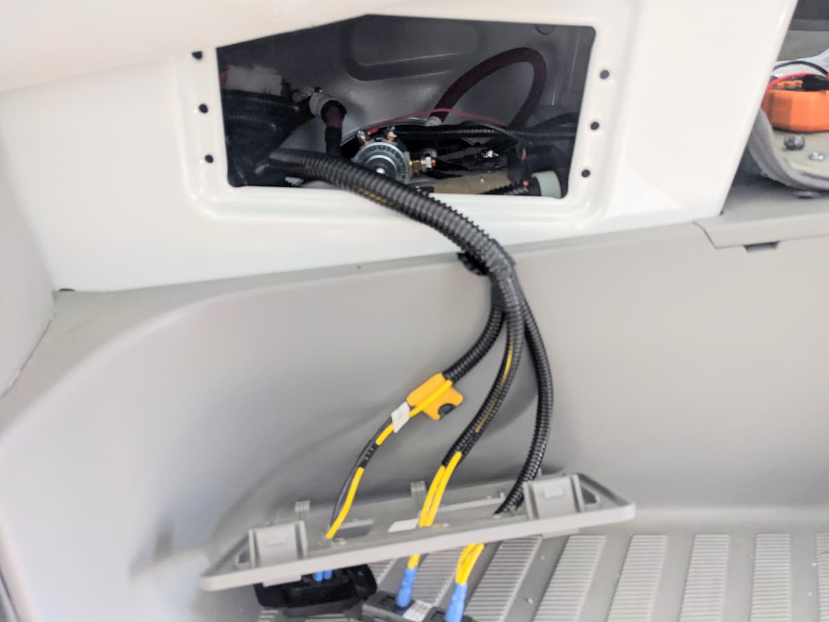 Upgrade Battery Isolation Relay Cole Hersee – Avoid Pitfalls!